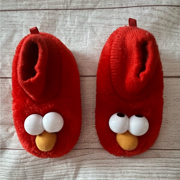 Shoes | Sesame Street Elmo Slippers Med 78 | Poshmark